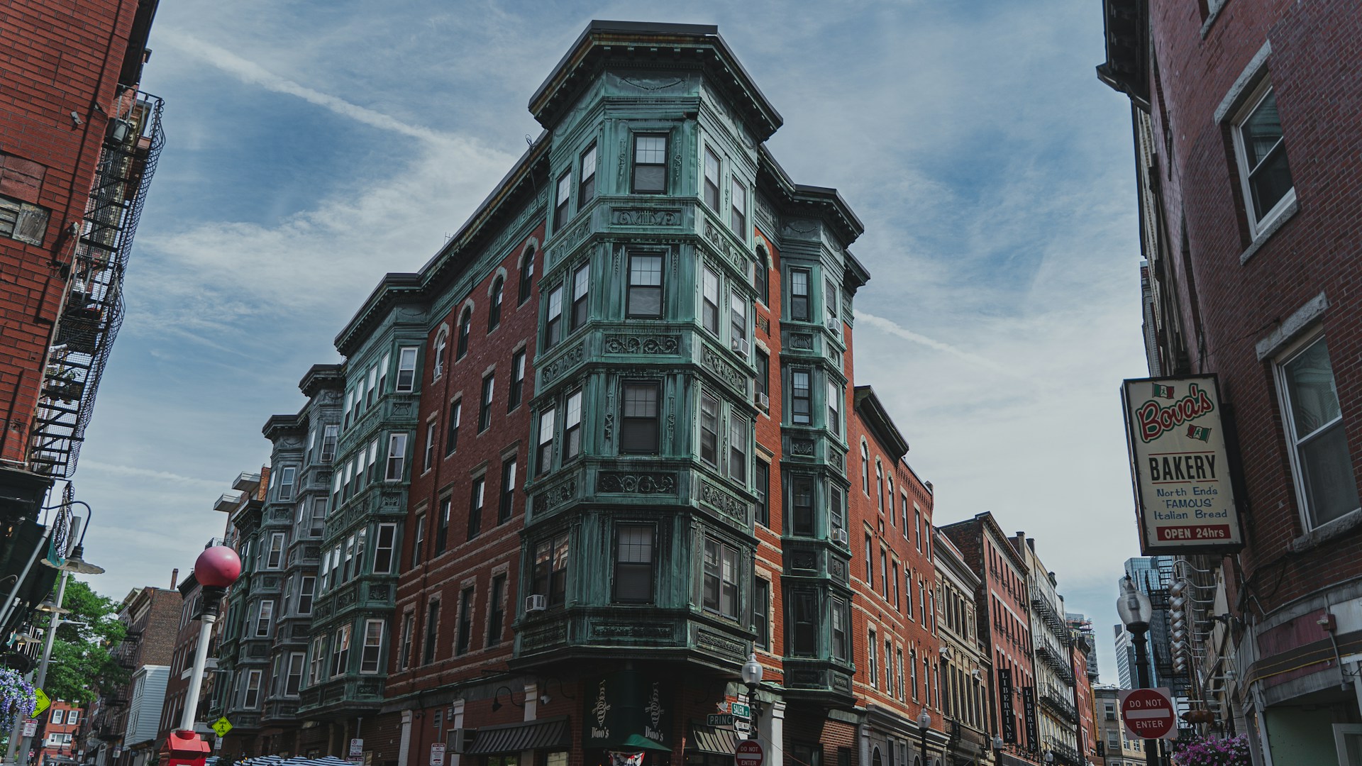 Toronto to Boston flights. Book flights today | Porter Airlines